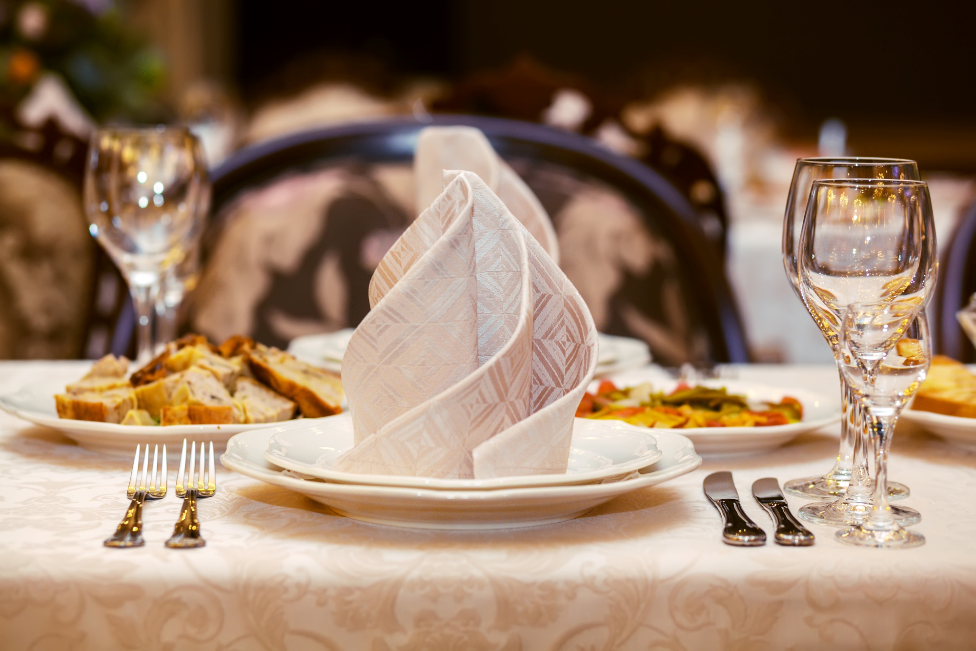 How to Create an Ideal Table Setting