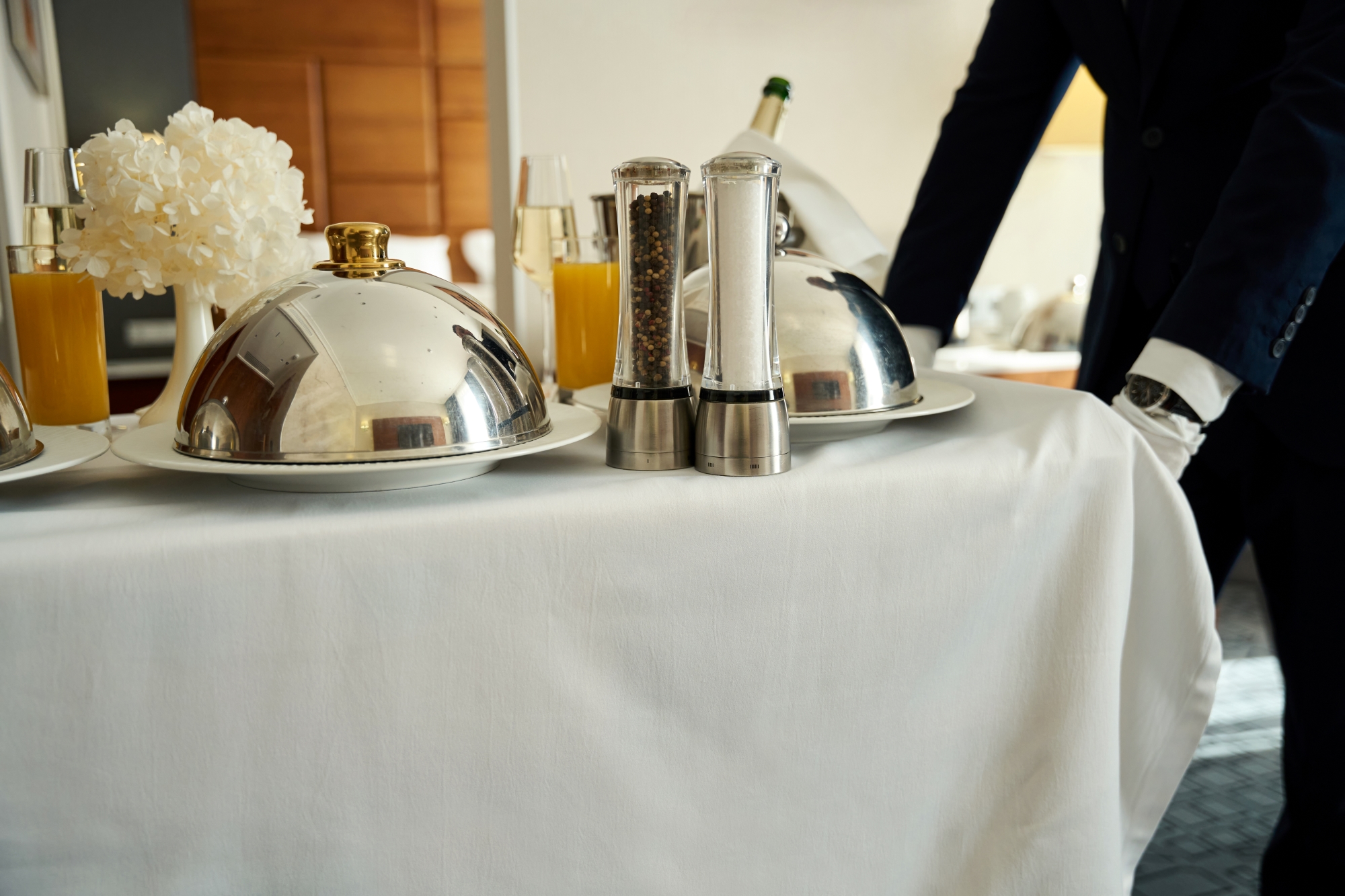 Maximizing Restaurant Hygiene with Quality Linen Service
